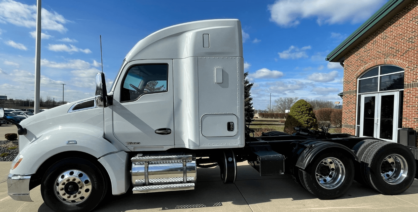 Beelman Equipment Sales | East Saint Louis, IL | Fleet-Grade Pre-Owned ...